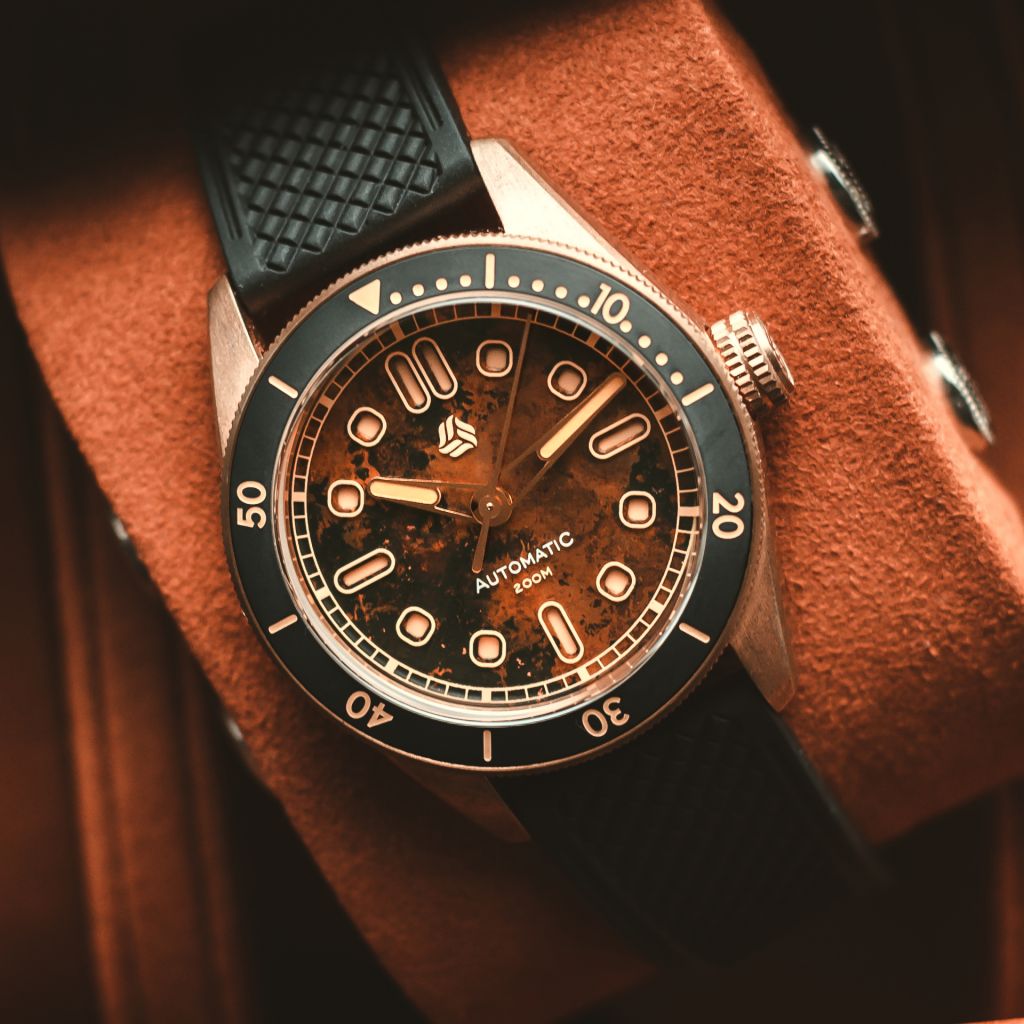 Selten Watch Co. - Salvage Bronze Dive Watch - Vintage Wall (Brown ...