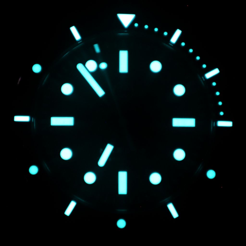 Henry Archer Nordsø Glacier Cyan - 40mm Dive Watch with Sunburst Dial ...